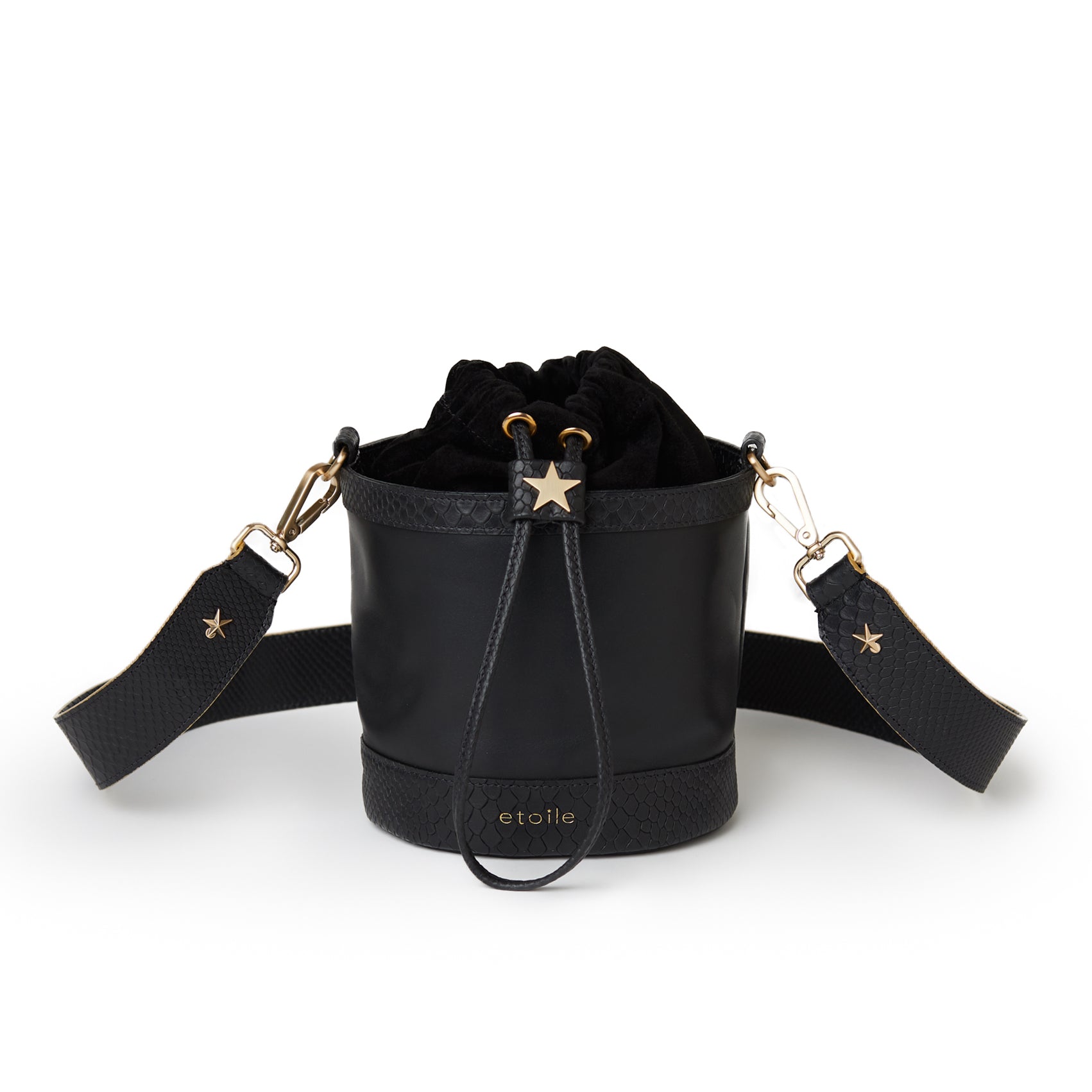 The Briana Bucket Bag – etoile